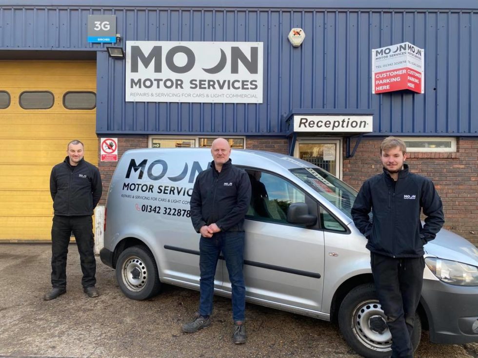 About Us - Moon Motor Services